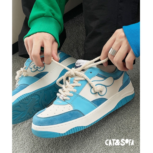SNEAKERS CAT&SOFA COUPLE WHITE AND BLUE SS2022